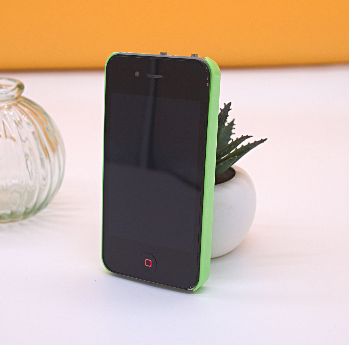 Iphone Shocker Taser, 2 400 000 Volts, protégez-vous avec discrétion ...